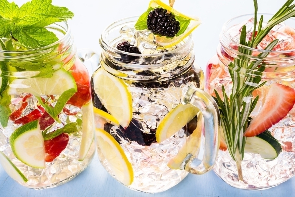 Delicious Detox Water Recipes | resveralife